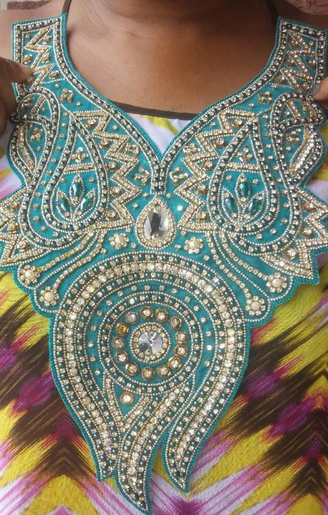 African Neckline Applique – Ladybee